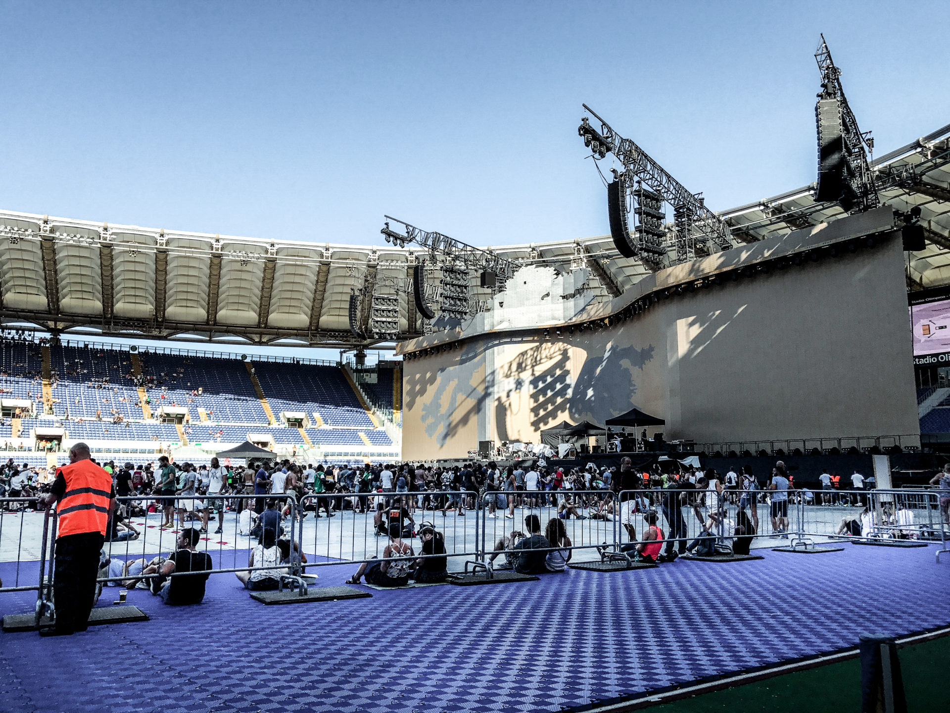 Crowd Management: Importance | Benefits | Elements | EPS