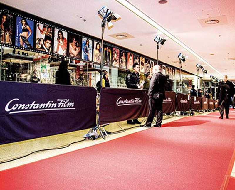 Queuing Lanes and Walkways: An Event Management Strategy