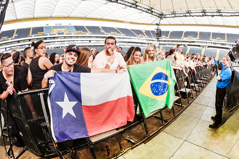 Crowd Barriers | Crowd Control Barriers Chicago and Los Angeles - EPS