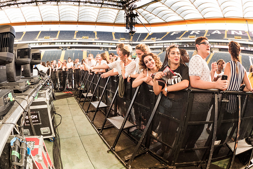 Crowd Control Barriers: Importance | Advantages | EPS