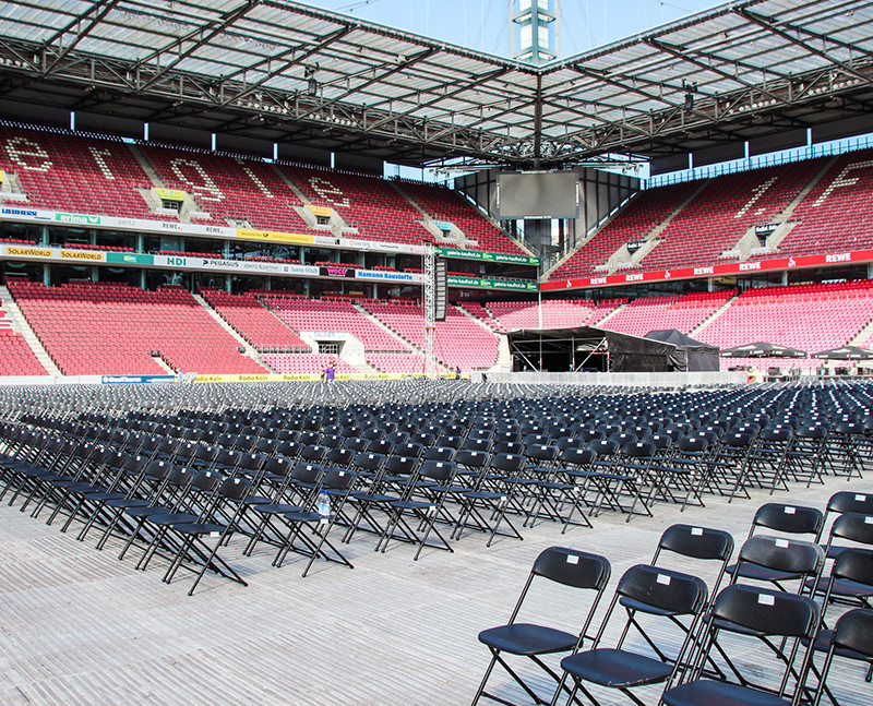 Why Folding Chairs for Events Are the Best Seating Solution?