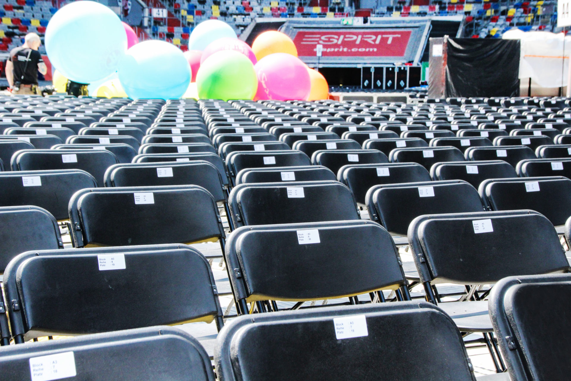 Significance of Folding Chairs for Events | EPS
