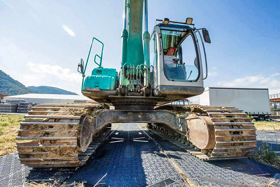 Heavy-Duty Floor Mats: Discovering The Various Types - EPS