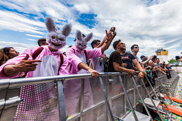 Concert Barriers | Protect All Festival Participants | eps .net